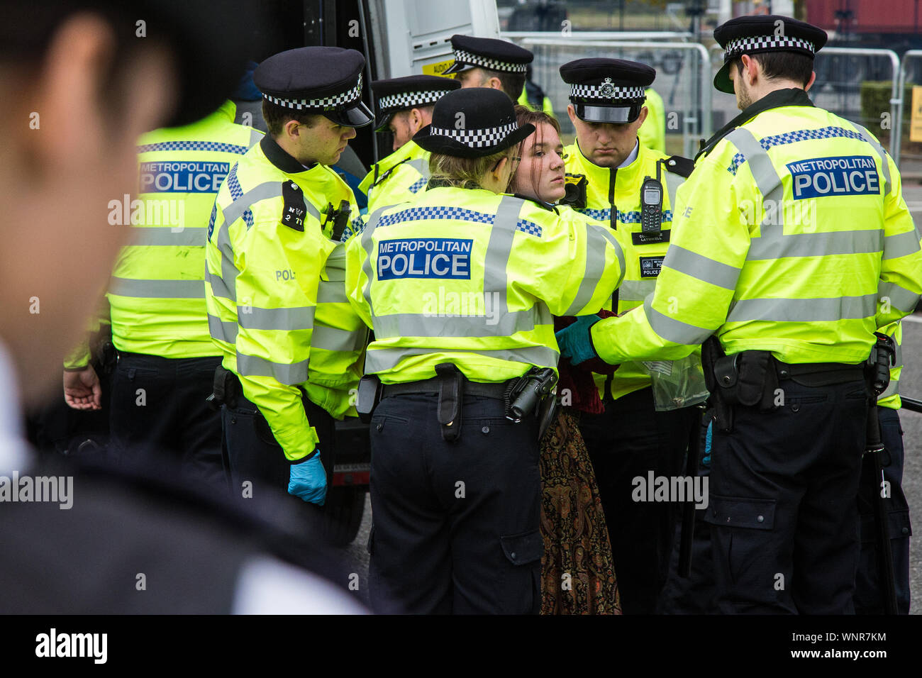 London, UK. 6 September, 2019. Metropolitan Police officers arrest ...