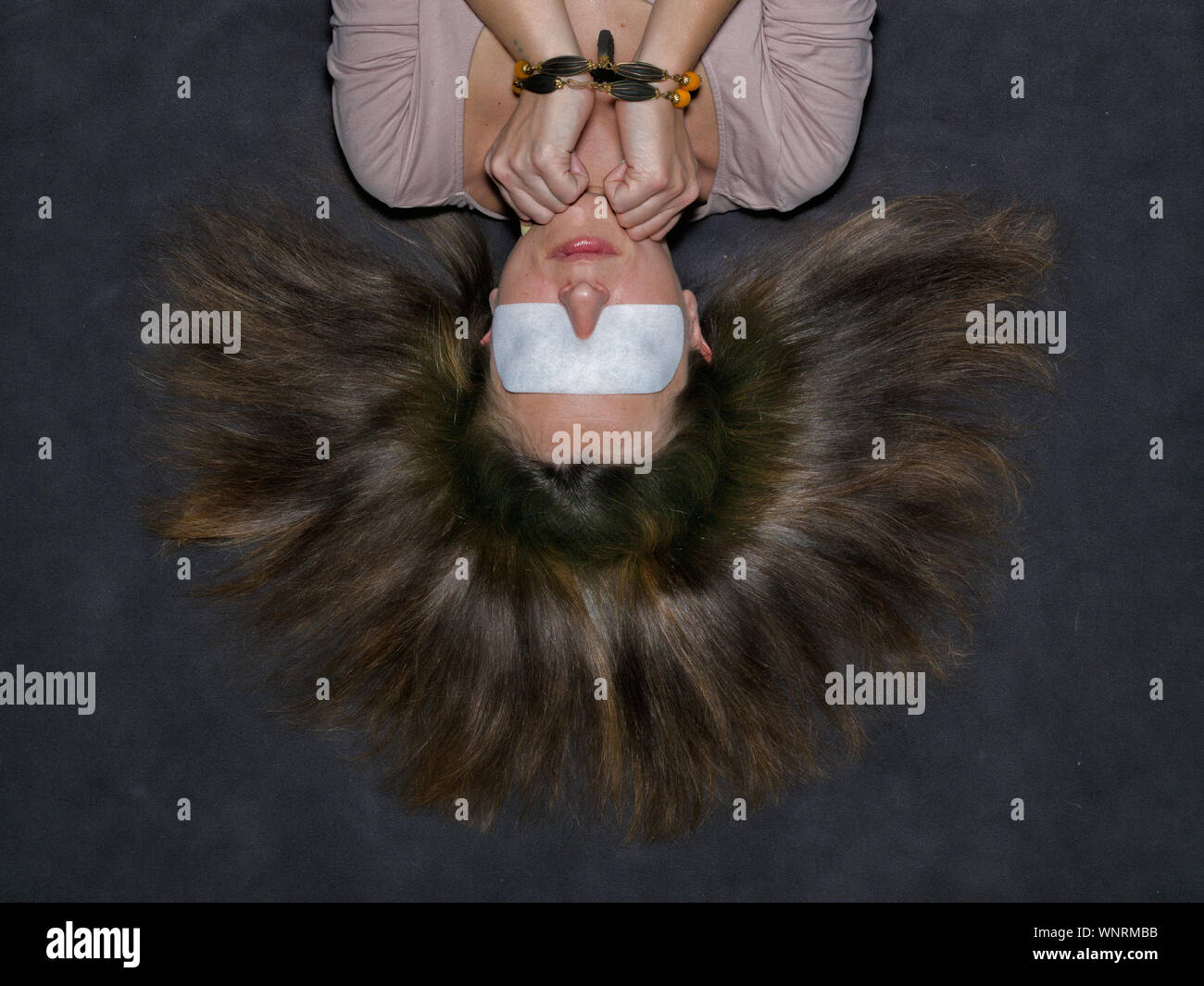 Blindfolded person hi-res stock photography and images - Alamy