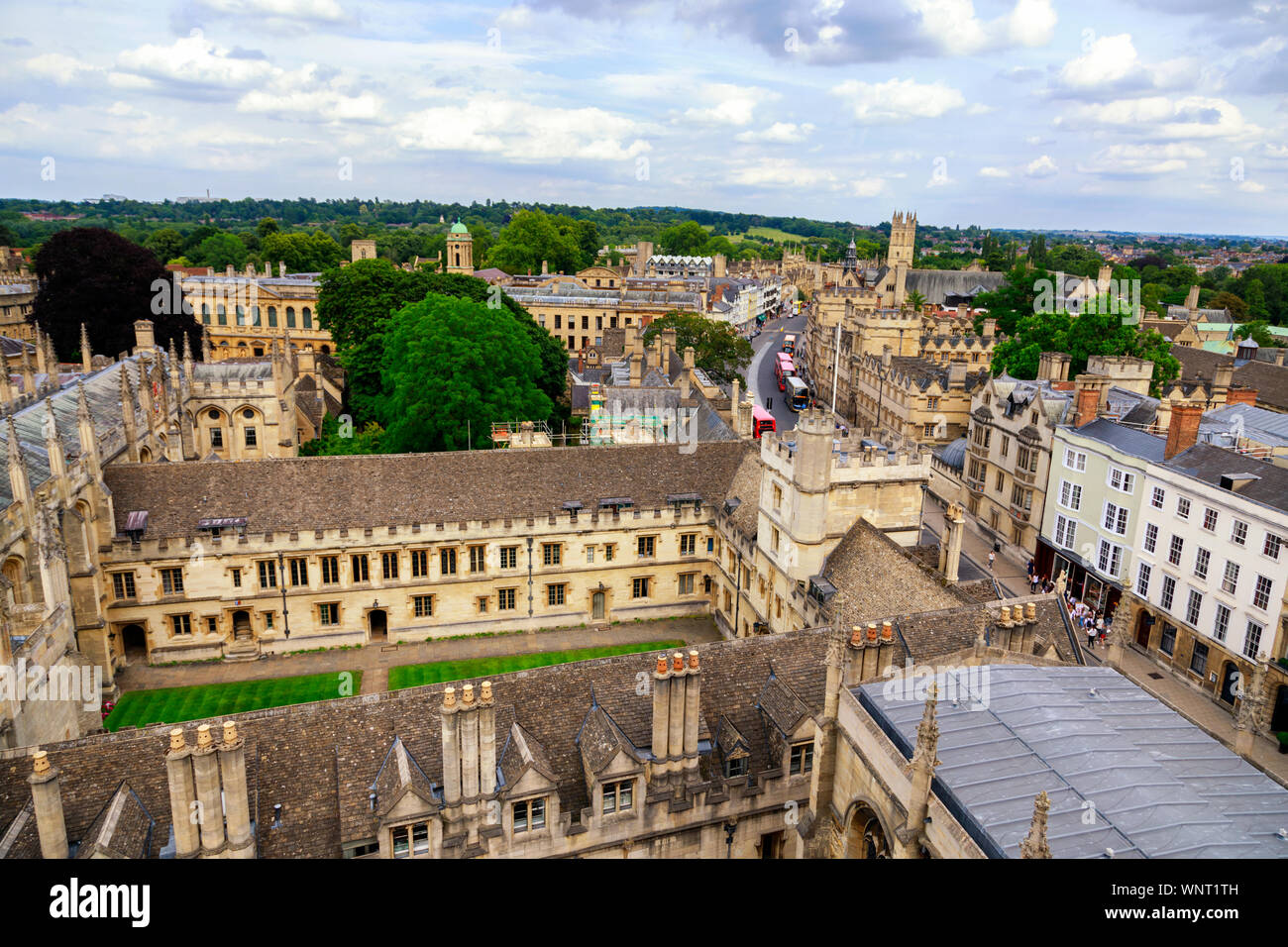 Aerial oxford university hi-res stock photography and images - Alamy