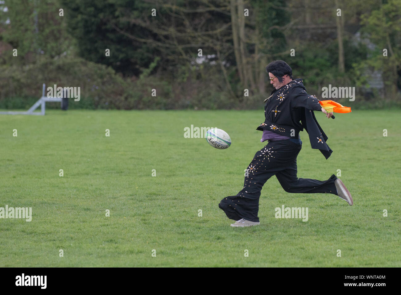 Elvis costume hi-res stock photography and images - Alamy