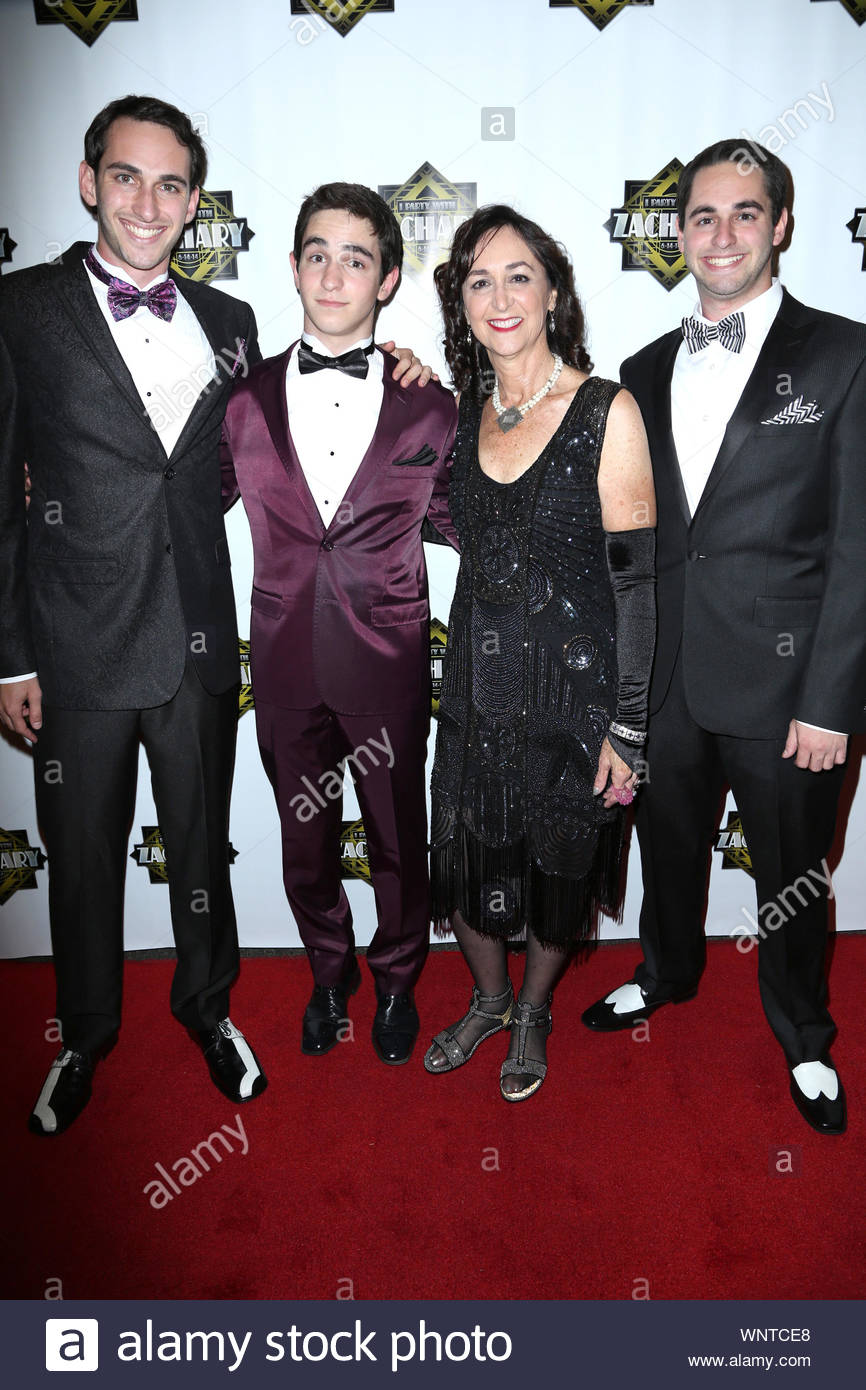 Zachary Gordon Stock Photos & Zachary Gordon Stock Images - Alamy