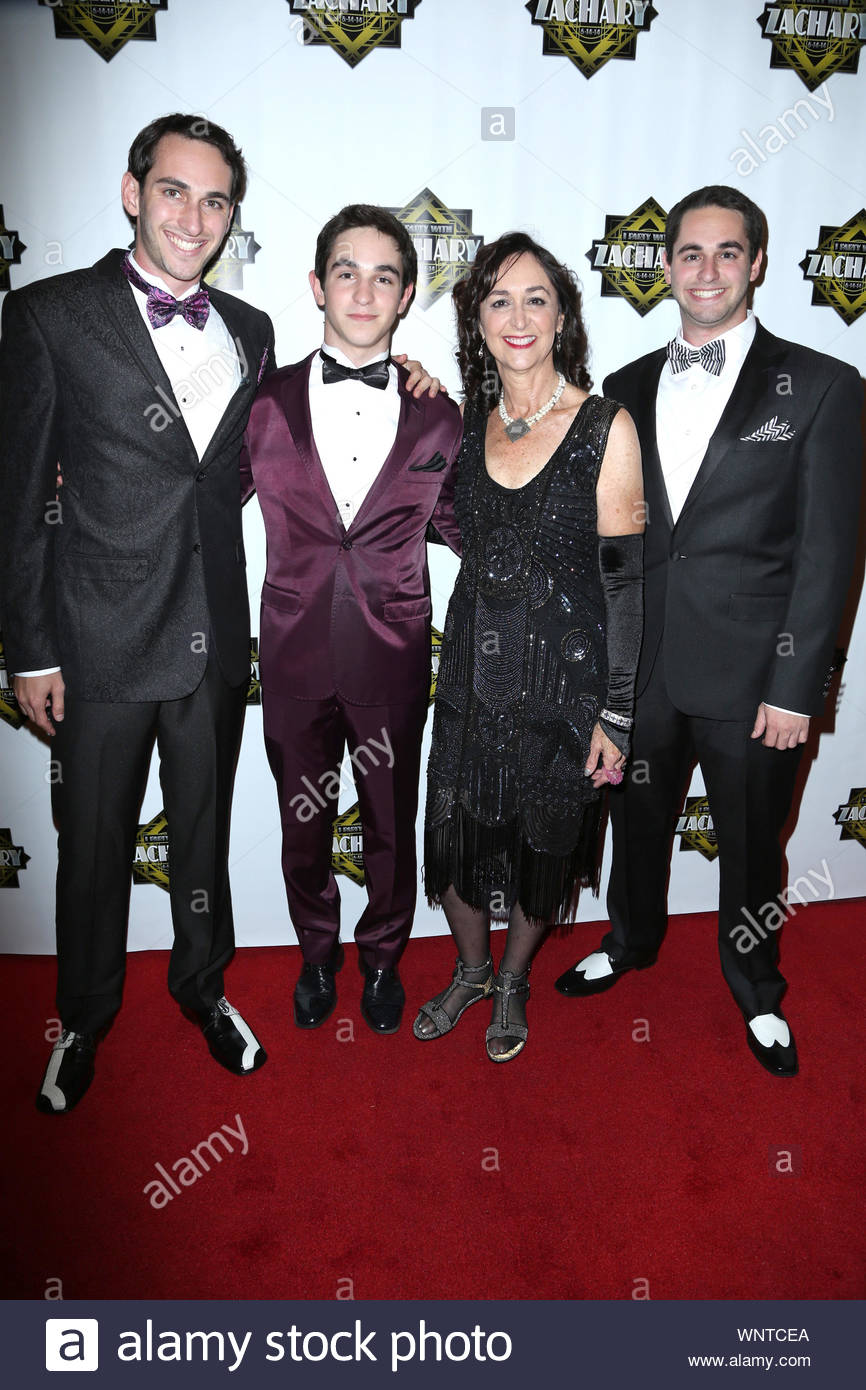 Zachary Gordon Stock Photos & Zachary Gordon Stock Images - Alamy