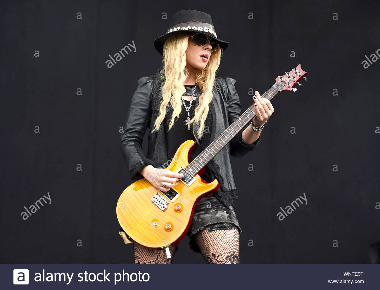 Orianthi Stock Photos & Orianthi Stock Images - Alamy