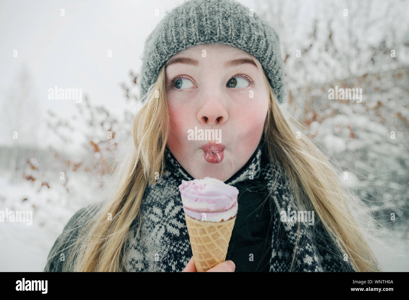 Winter eating ice cream hi-res stock photography and images - Alamy