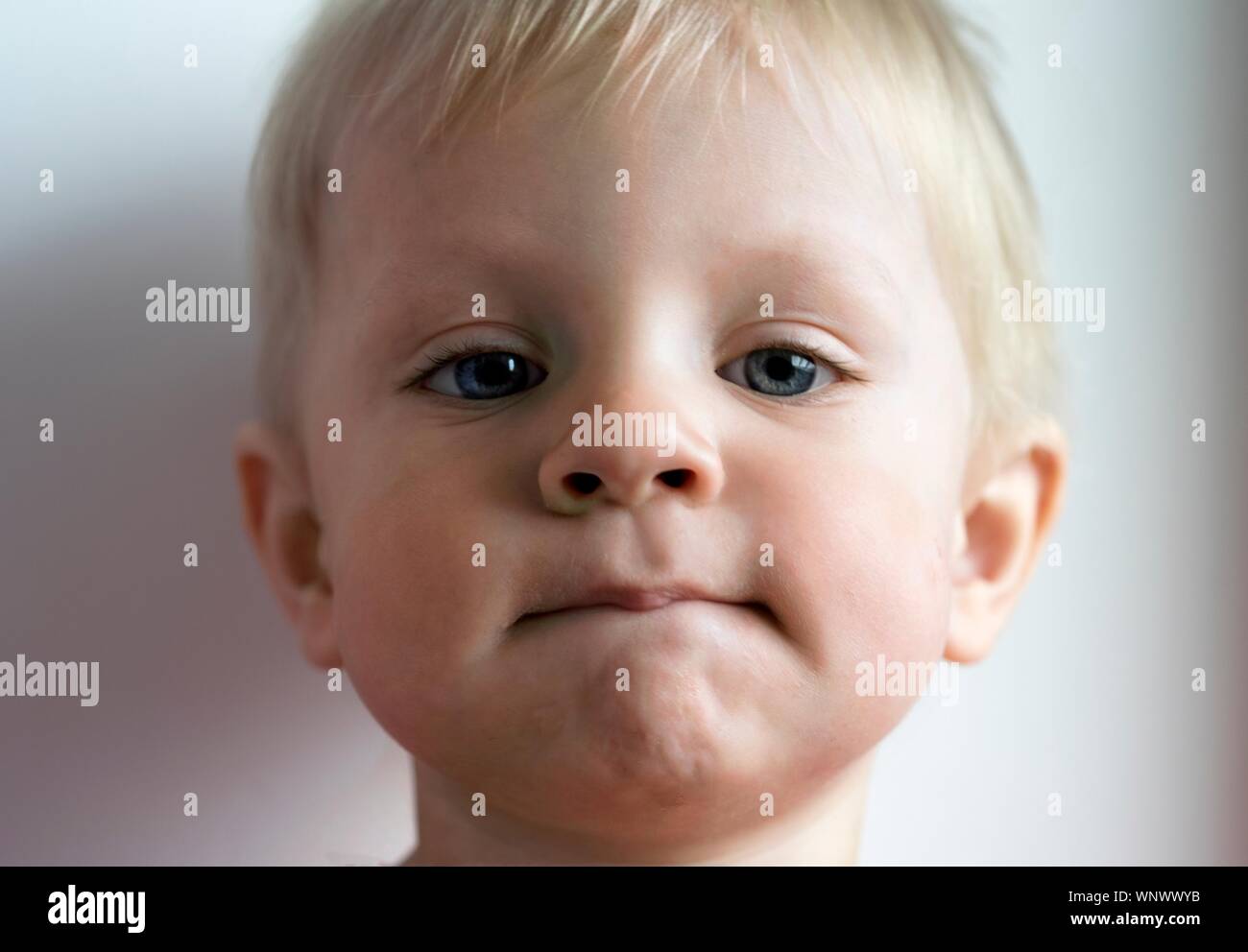 White ethnicity close hi-res stock photography and images - Alamy