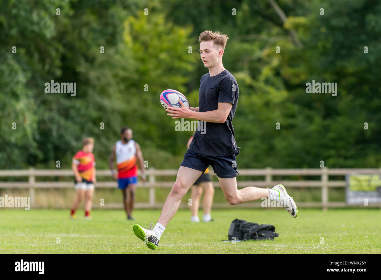 Male rugby player hi-res stock photography and images - Alamy