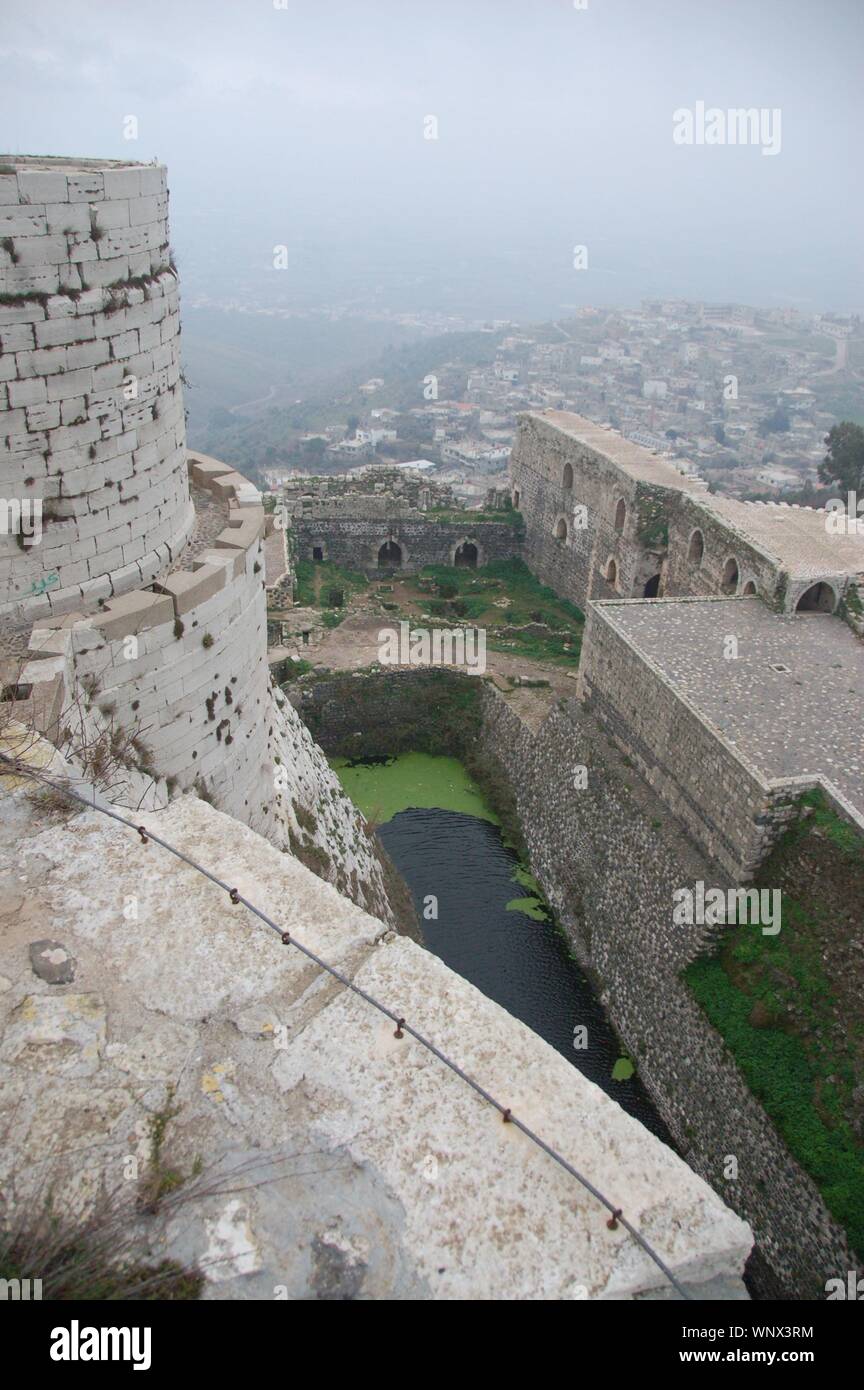 Krak des chevaliers siege hi-res stock photography and images - Alamy