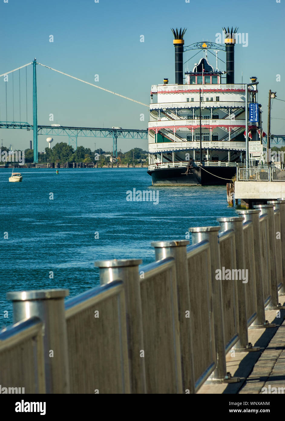 Detroit River tourist Ferry Boat downtown shore Stock Photo - Alamy