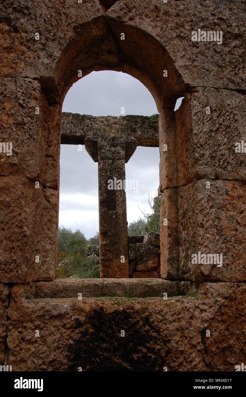 The ruins of Al Bara Stock Photo - Alamy