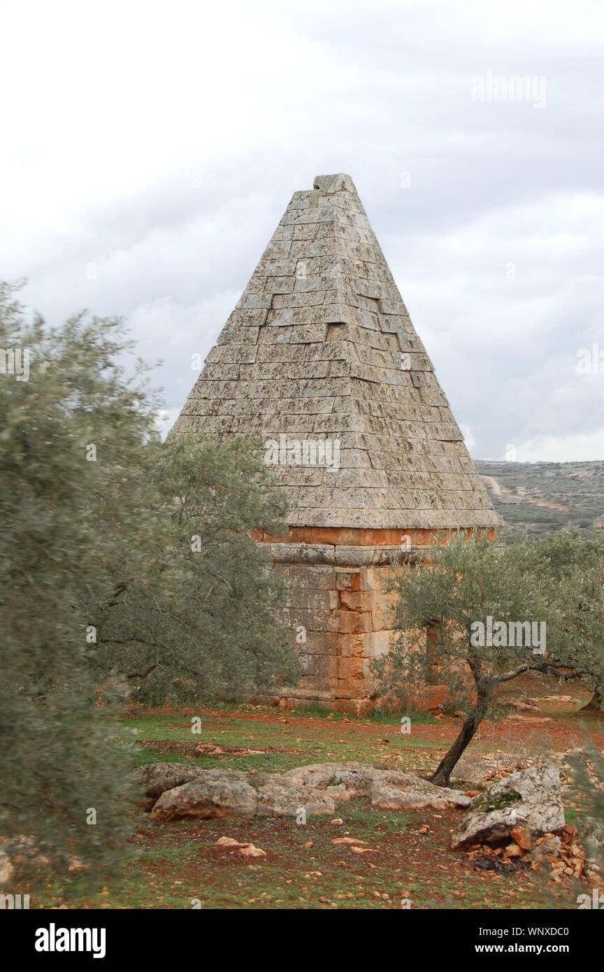 The ruins of Al Bara Stock Photo - Alamy