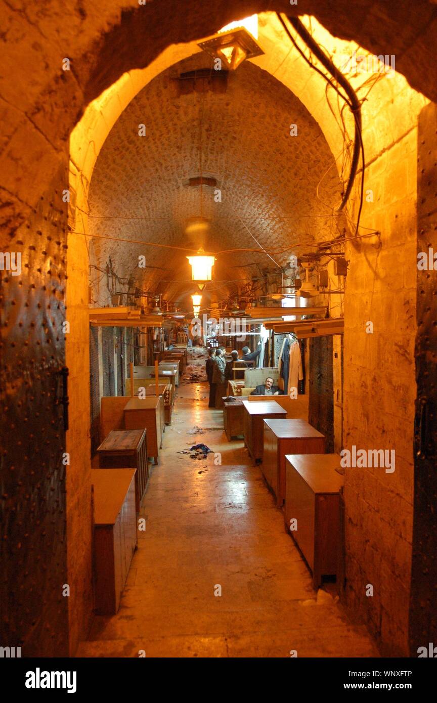The suq of Aleppo Stock Photo - Alamy