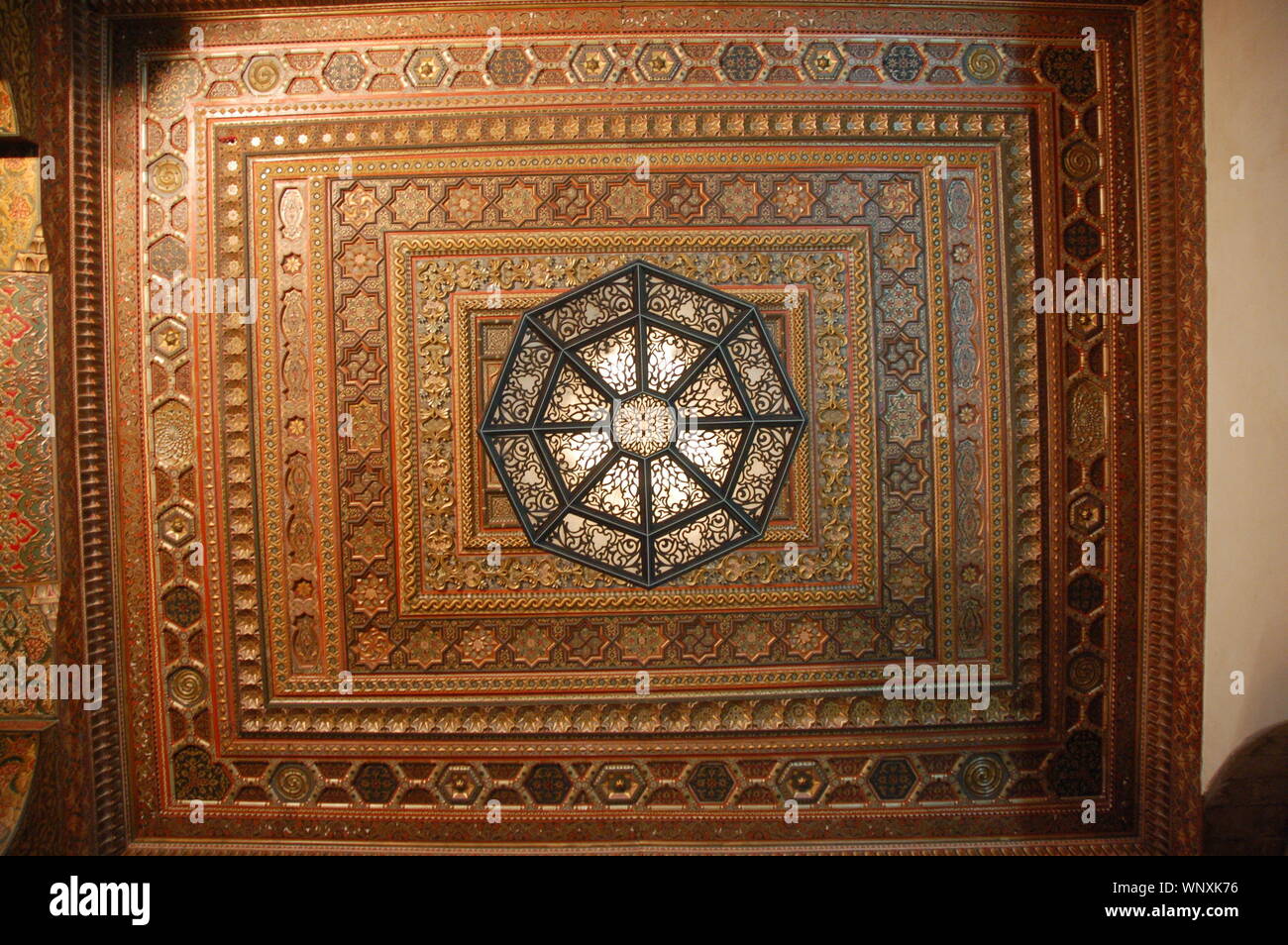 Syrian lamps hi-res stock photography and images - Alamy