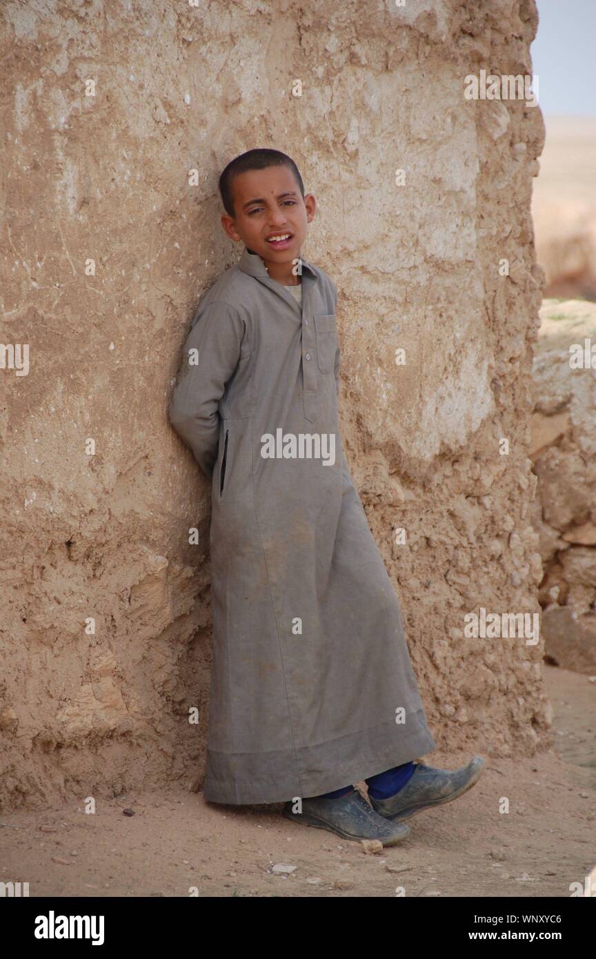 Syrian child soldier hi-res stock photography and images - Alamy