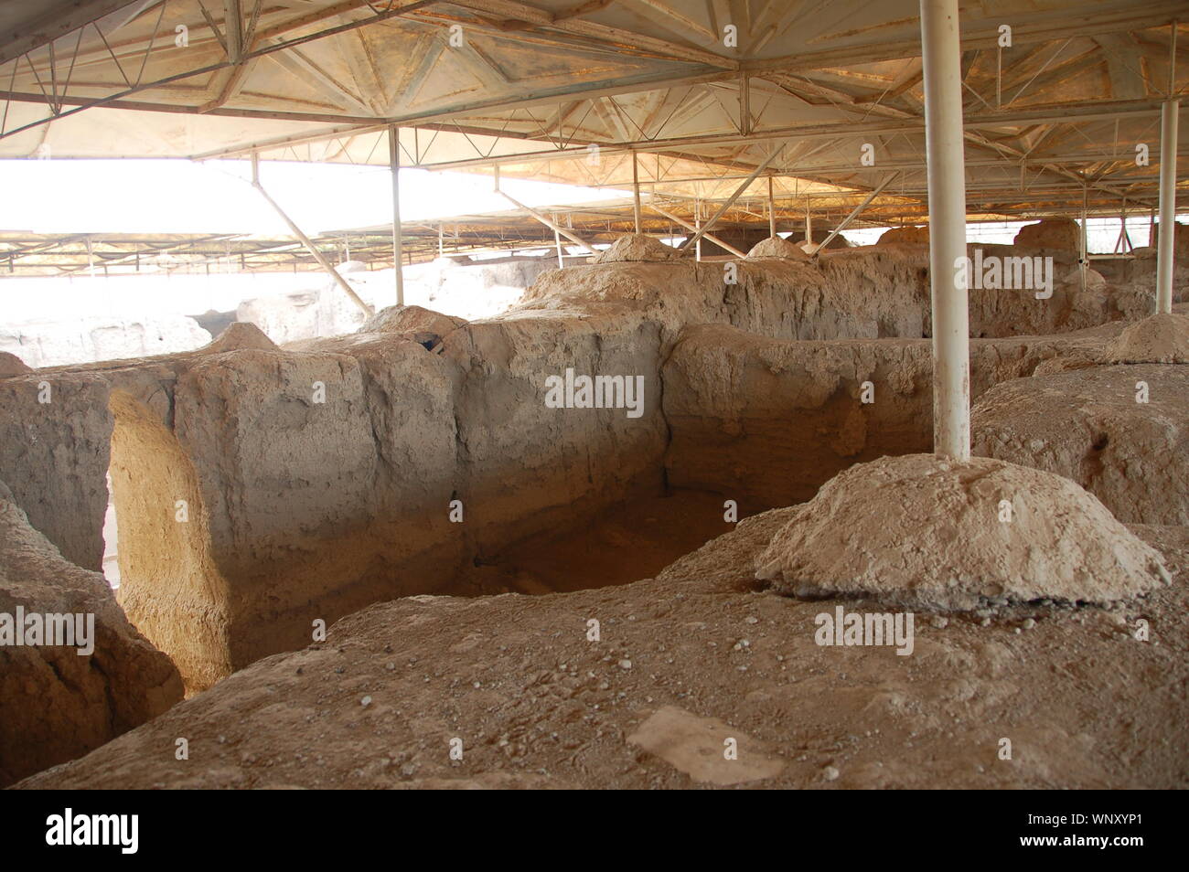 Archaeological site of Mari Stock Photo - Alamy