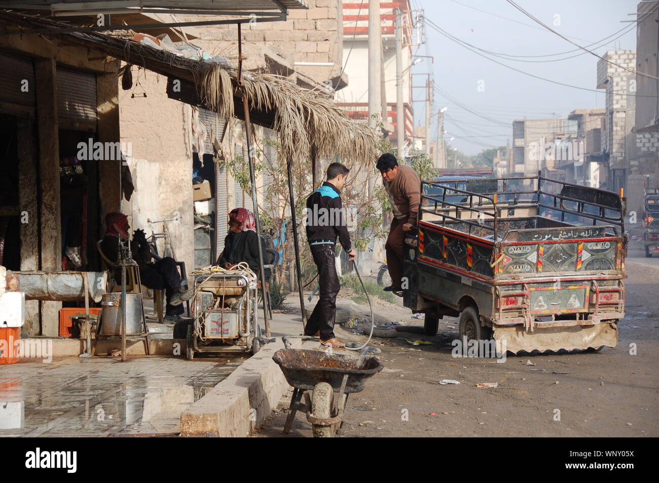 Streets in old damascus hi-res stock photography and images - Alamy