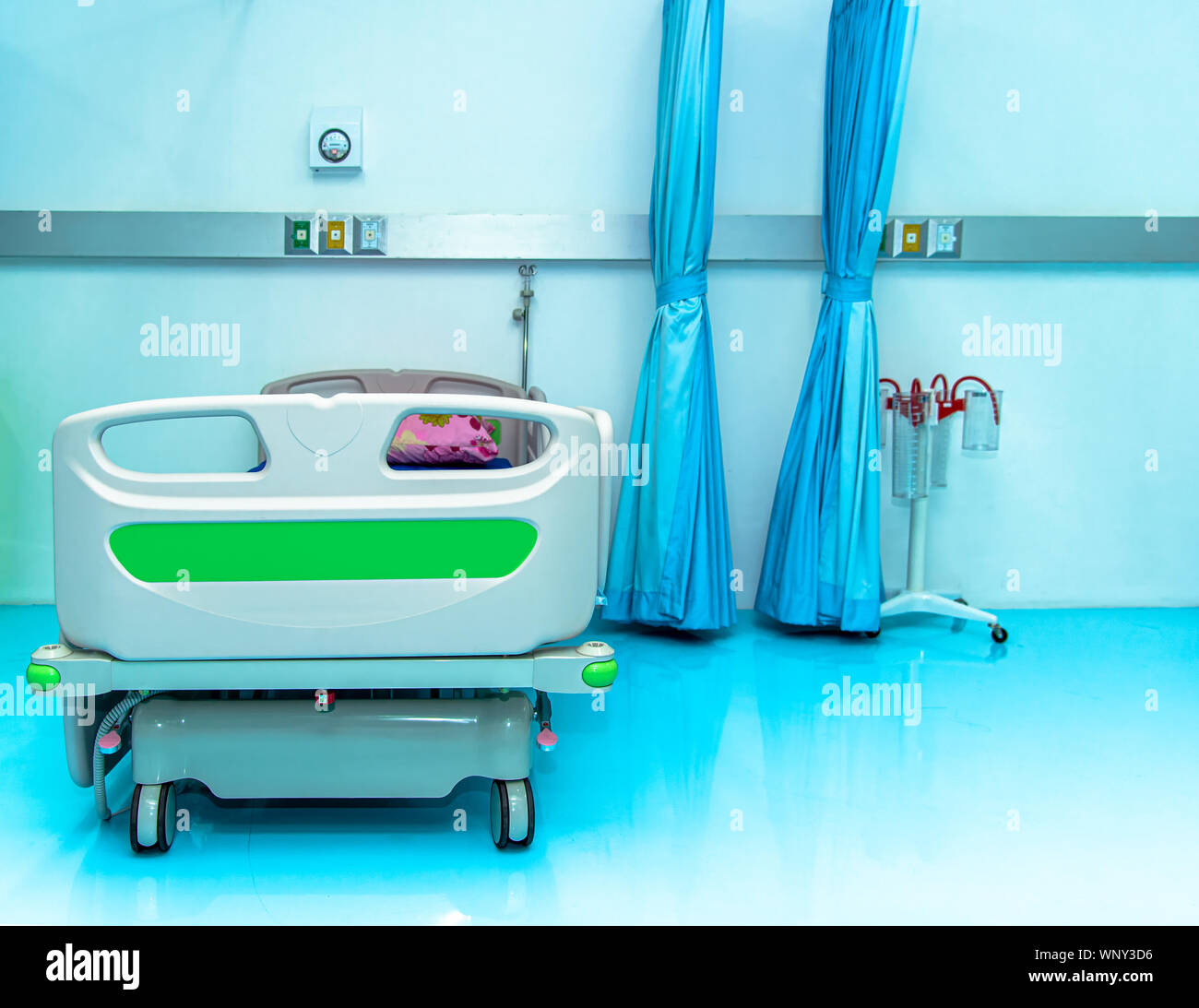 Empty hospital bed ward room for patient with comfortable emergency ...