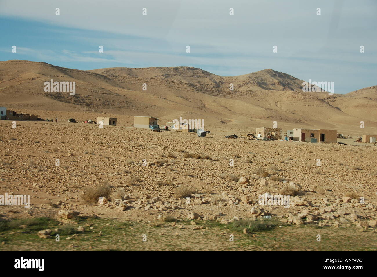 Syria desert mountains hi-res stock photography and images - Alamy