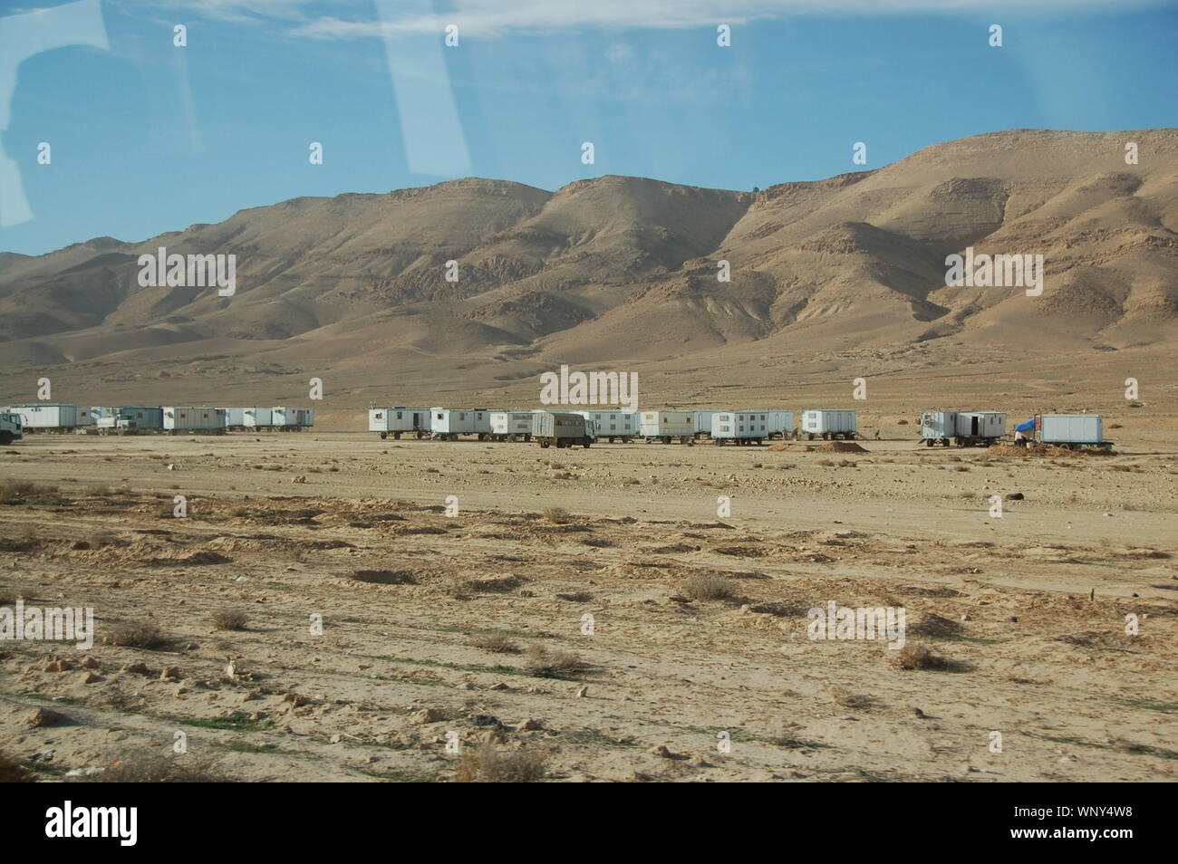 Syria desert mountains hi-res stock photography and images - Alamy