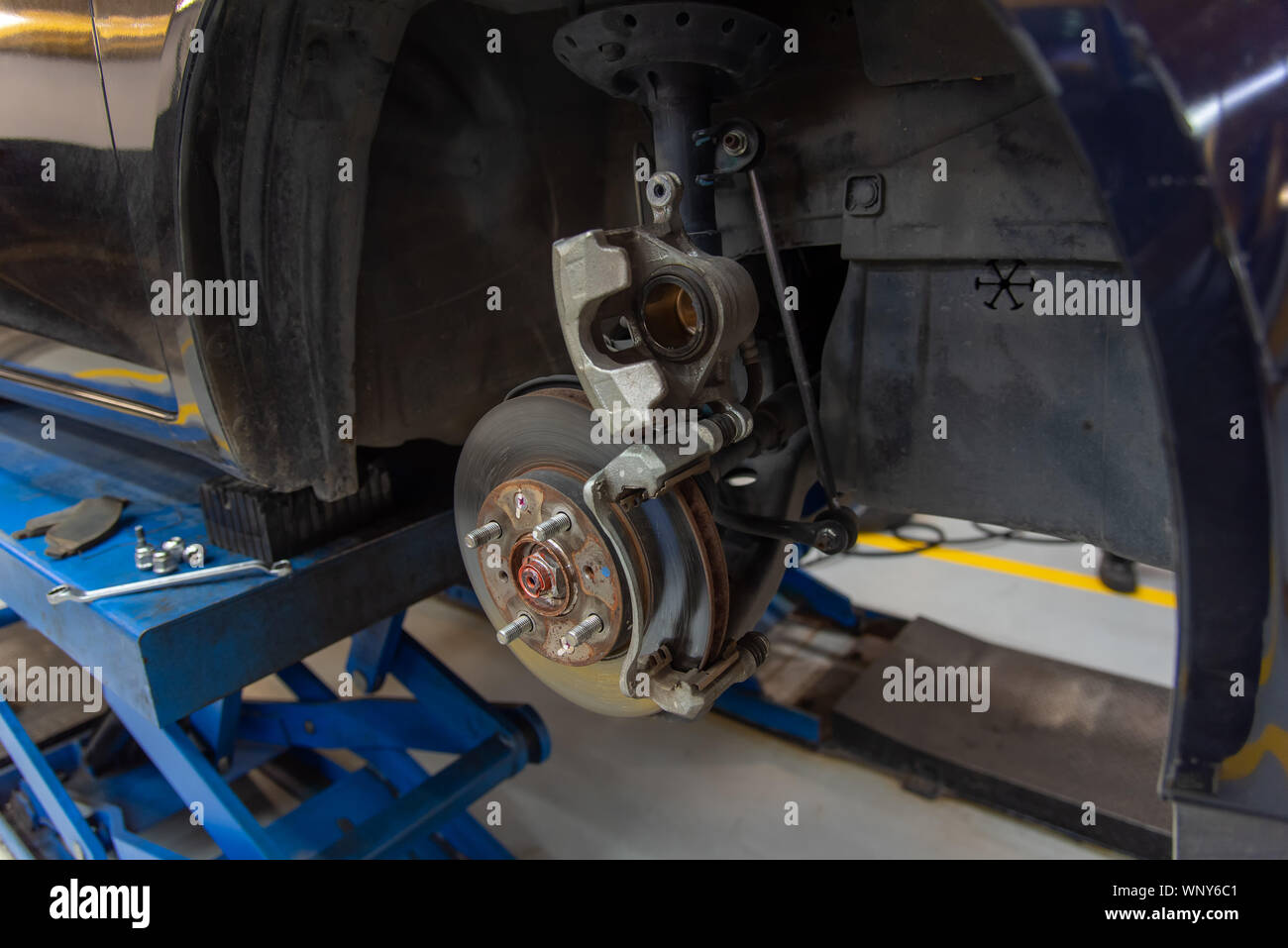 Automobile suspension steering hi-res stock photography and images - Alamy
