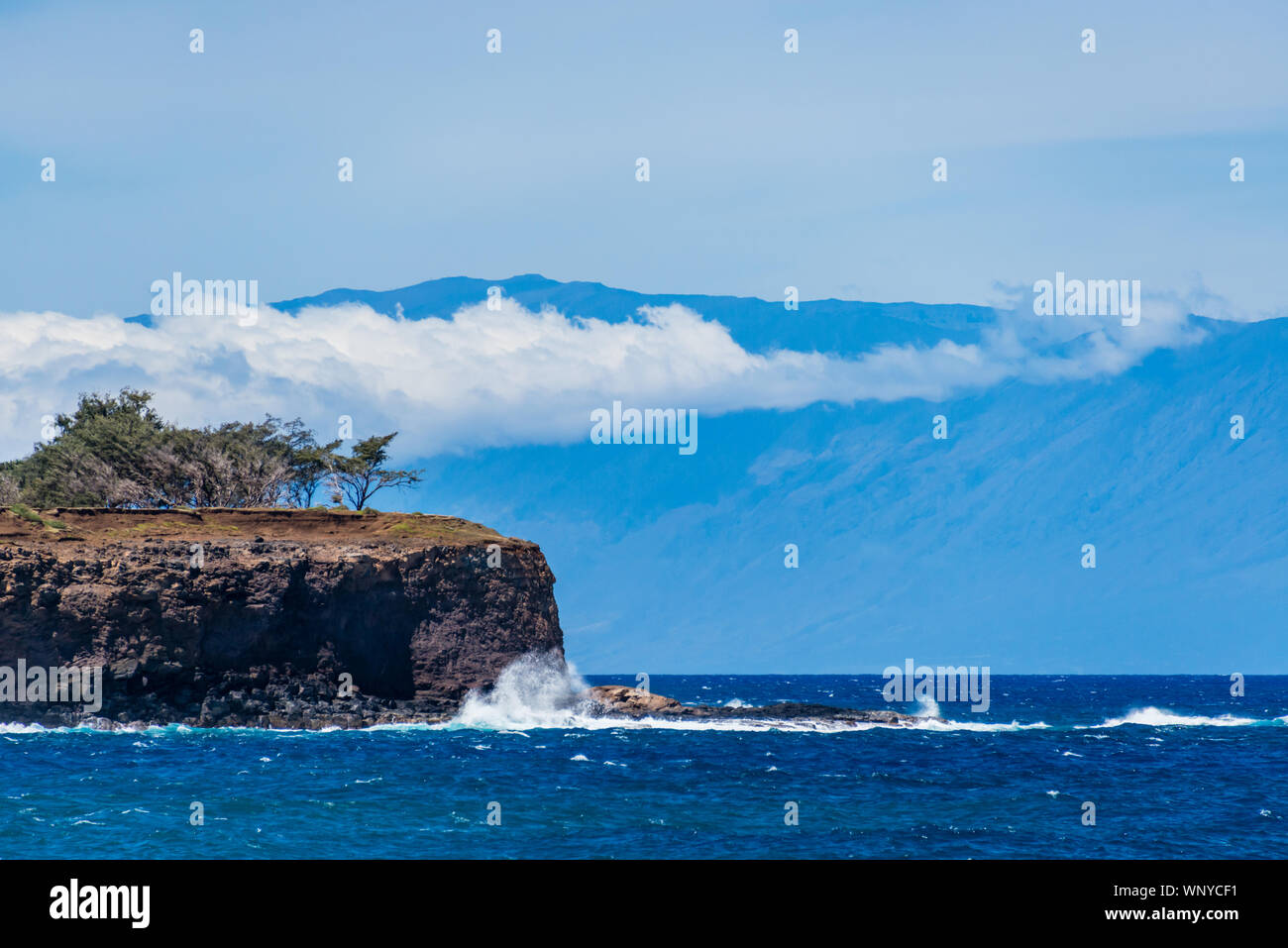 Kahala beach hi-res stock photography and images - Alamy