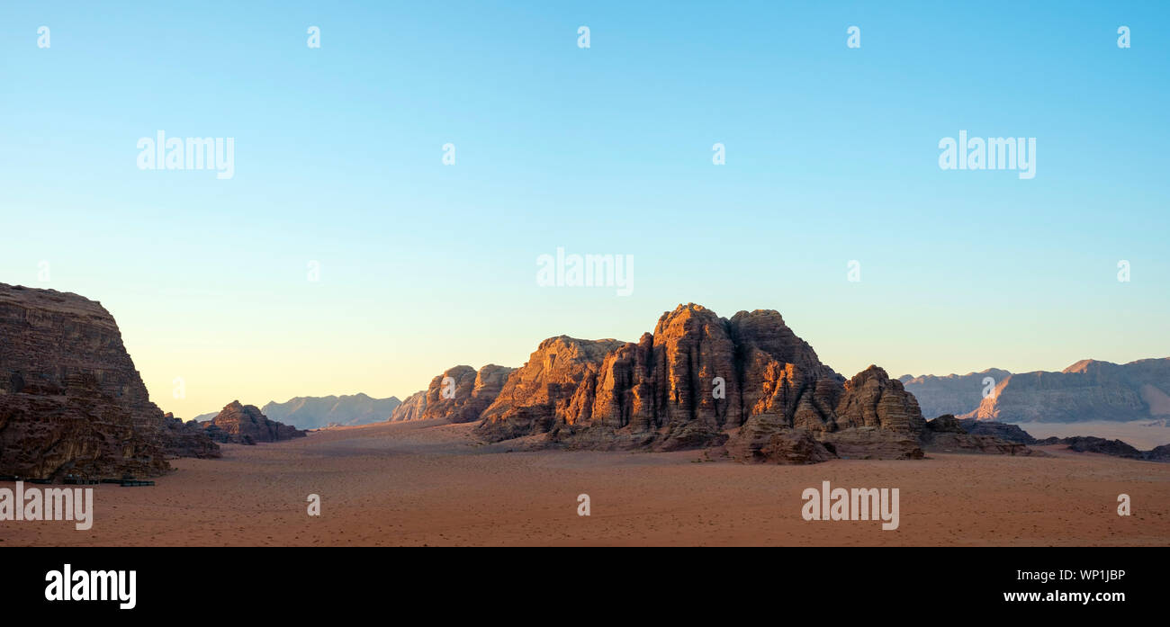 Jordan, Aqaba Governorate, Wadi Rum. Wadi Rum Protected Area, UNESCO ...