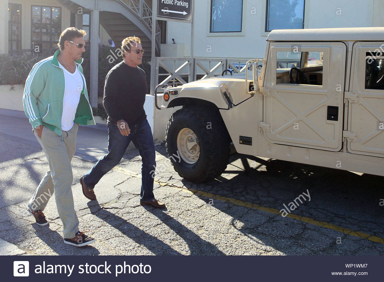 Arnold Schwarzenegger Hands Stock Photos & Arnold Schwarzenegger Hands ...