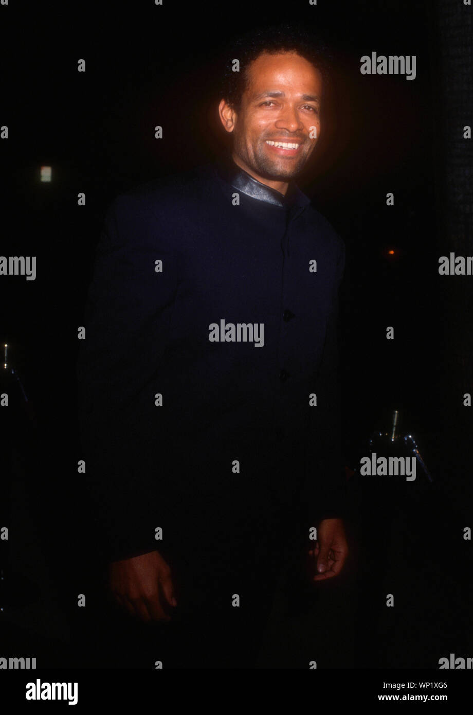 Beverly Hills, California, USA 29th November 1994 Actor Mario Van ...