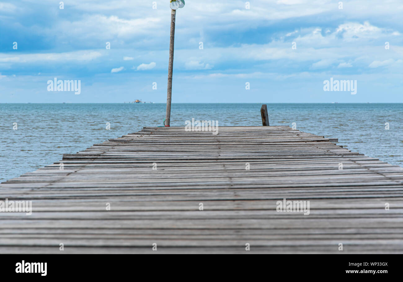 Wooden pathway beach hi-res stock photography and images - Alamy
