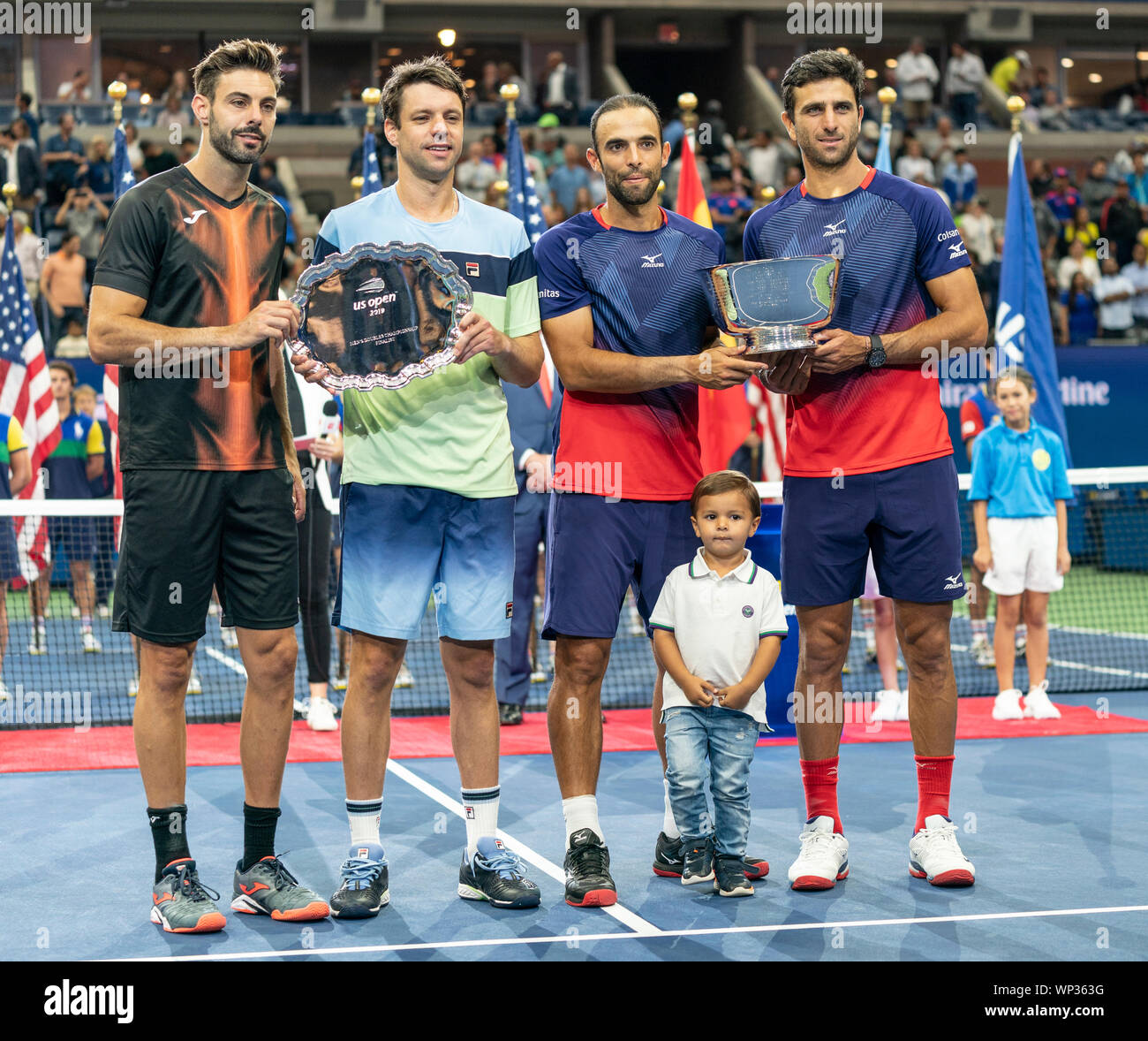Mens final 2019 us open hi-res stock photography and images - Alamy