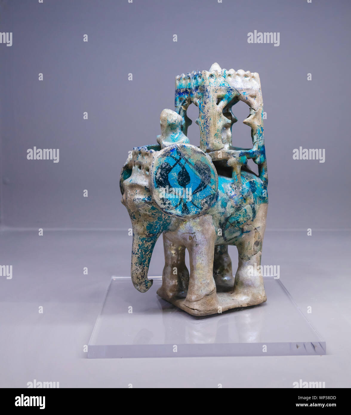 Pottery statue, 12th century, Gorgan, Museum of the Islamic Era ...