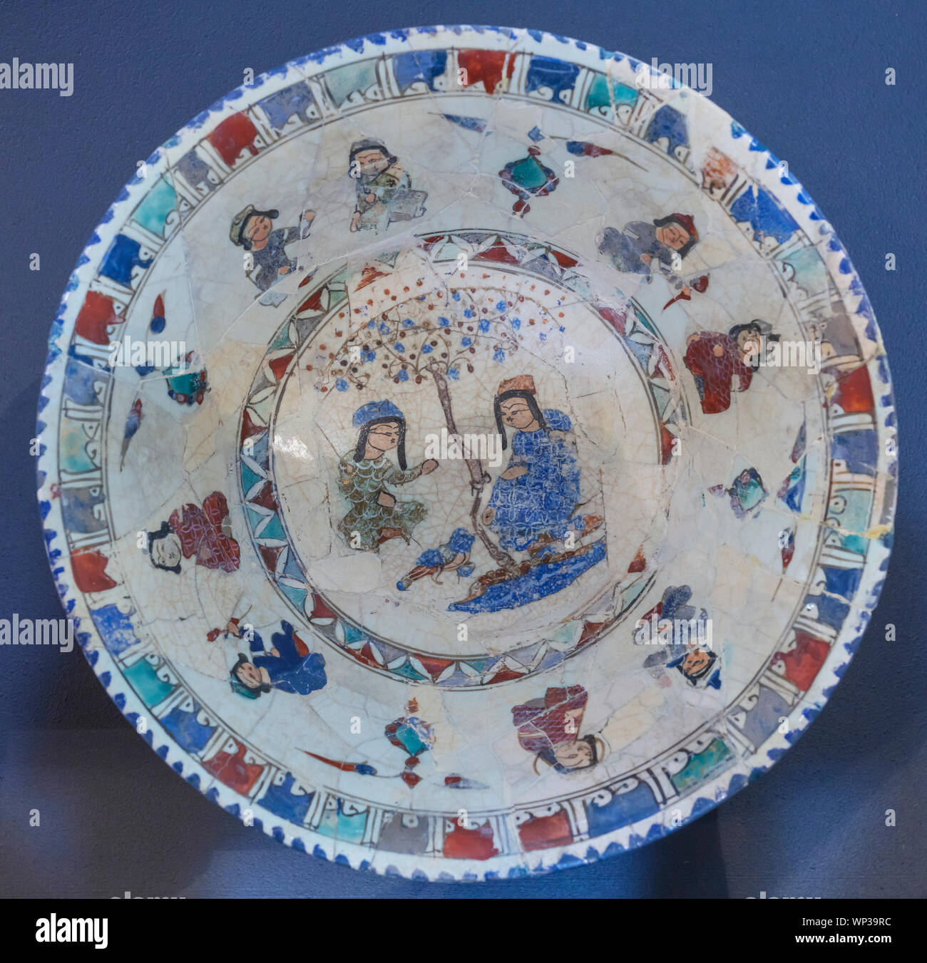 Pottery bowl, 13th century, Gorgan, Museum of the Islamic Era, National ...