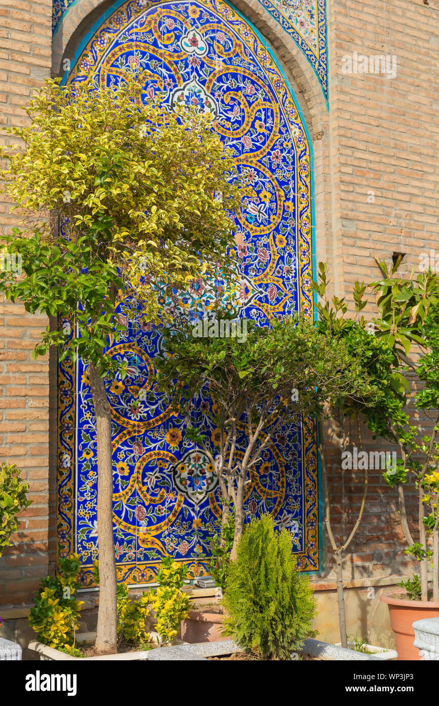 Shah mosque tehran hi-res stock photography and images - Alamy