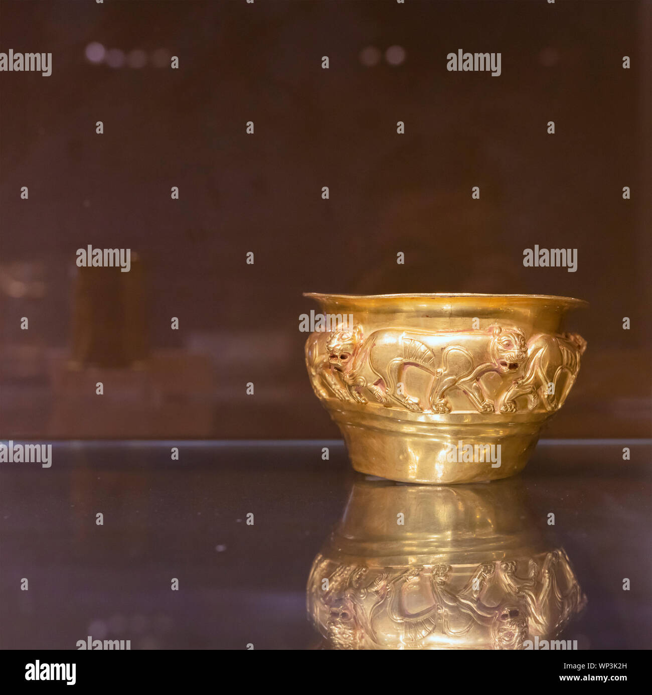 Gold Tehran Iran Gold Nears 7 Year High As Iran Tensions Spark Fresh