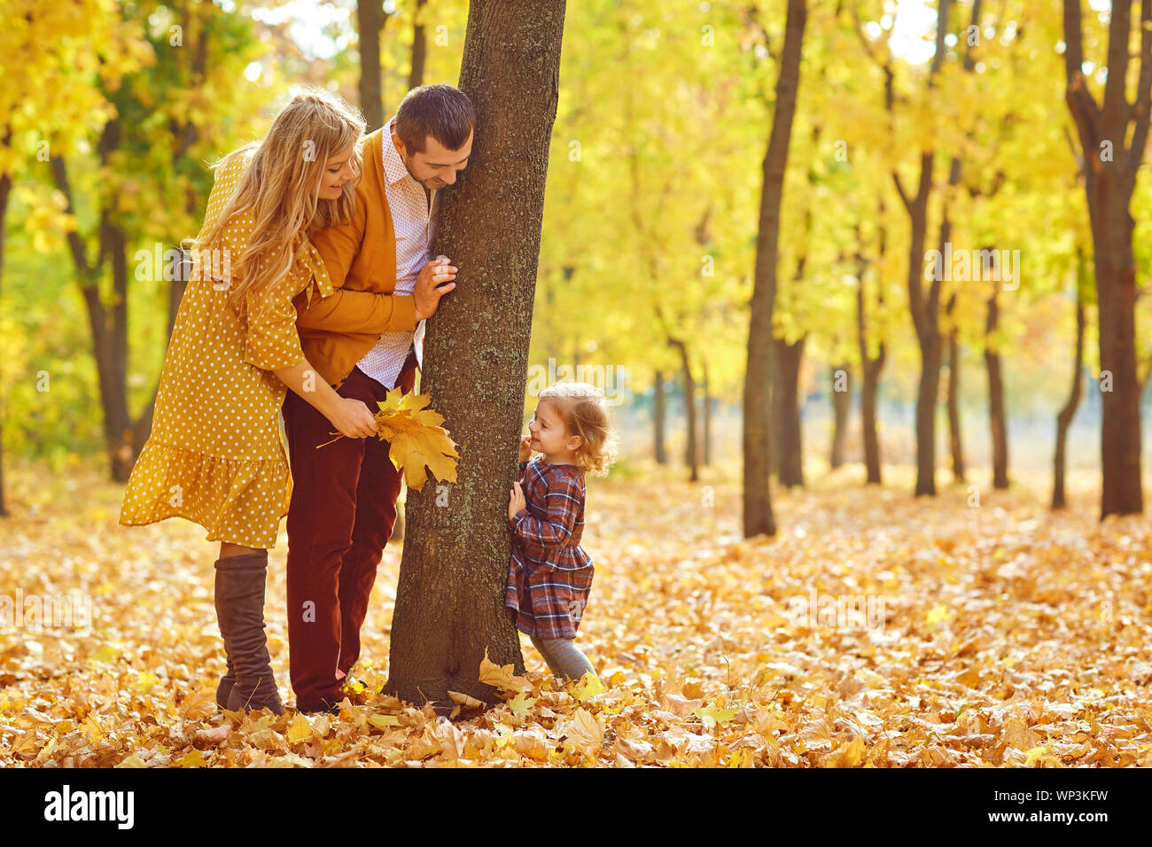 Loving parents hi-res stock photography and images - Alamy