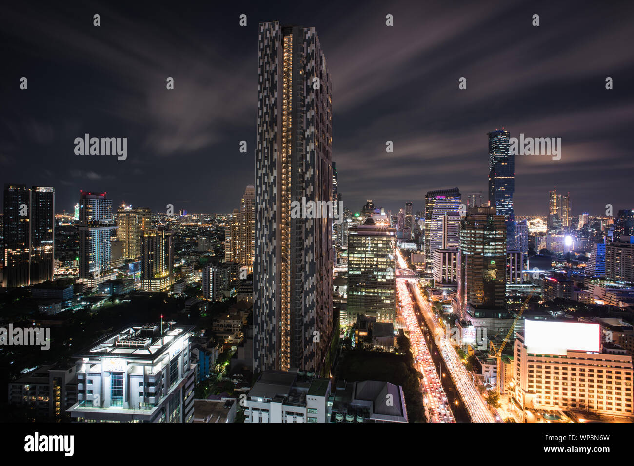 bangkok at night Stock Photo - Alamy