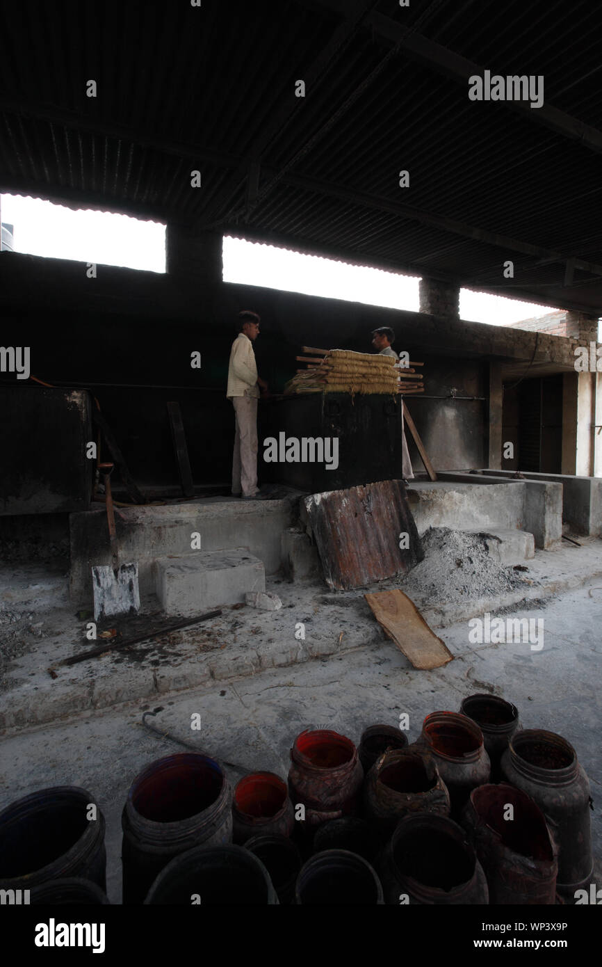 Wool dying factory hi-res stock photography and images - Alamy