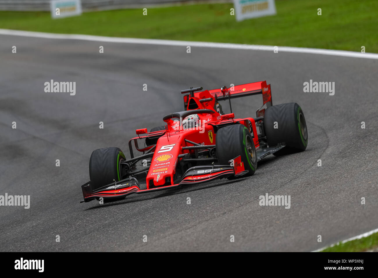 Formula 1 free practice hi-res stock photography and images - Alamy