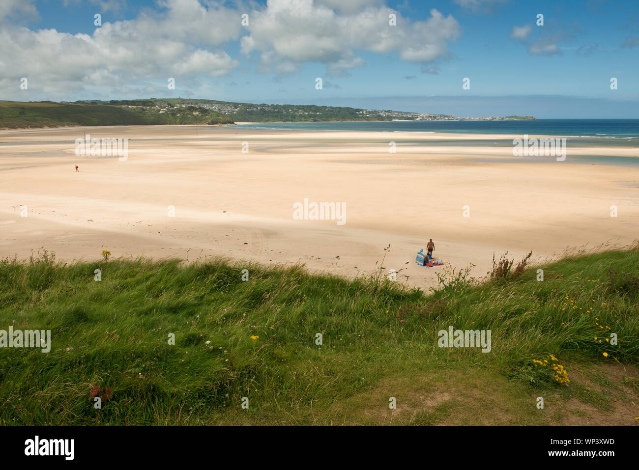 Quiet and windswept Hayle beach. St Ives, Cornwall, England, UK Stock ...