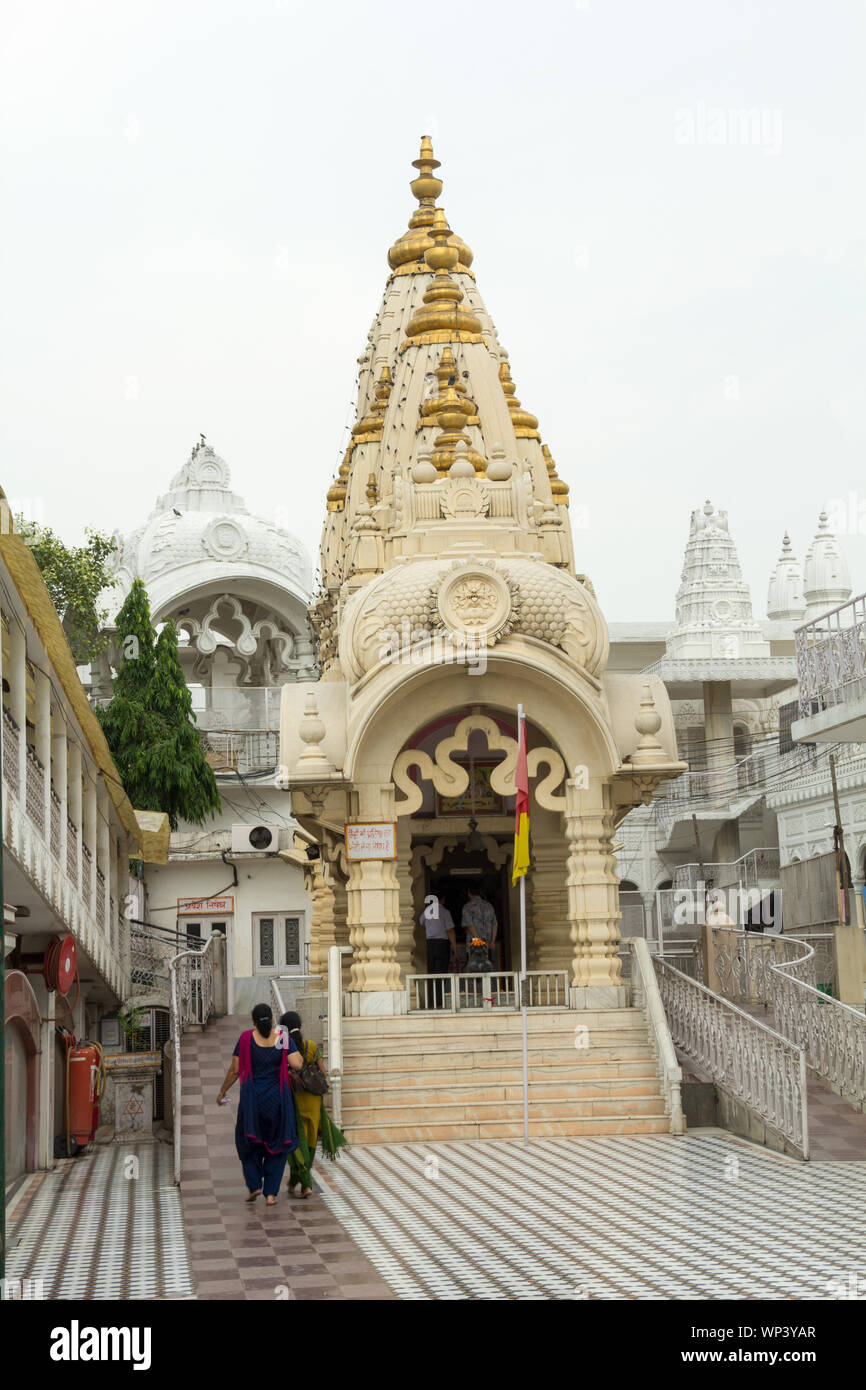 Architectural feature of Chhatarpur Temple, Chhatarpur, New Delhi ...