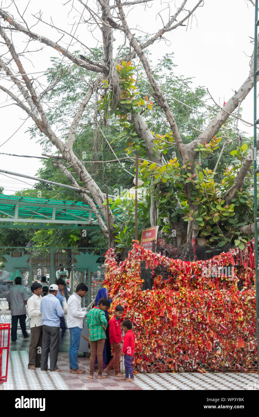 Chunni hi-res stock photography and images - Alamy