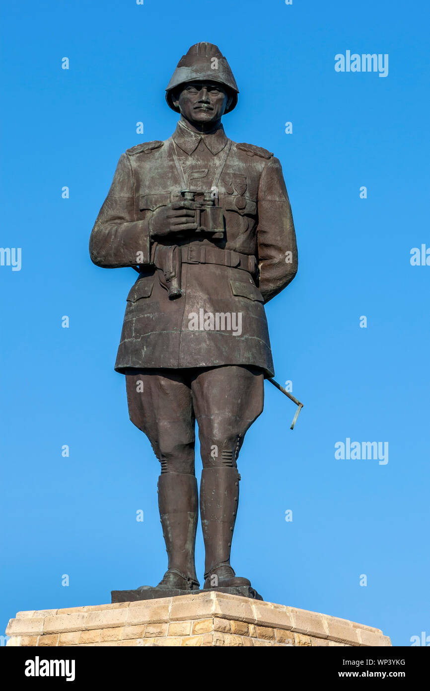 The statue of Turkish World War One hero Mustafa Kemal, who would later ...