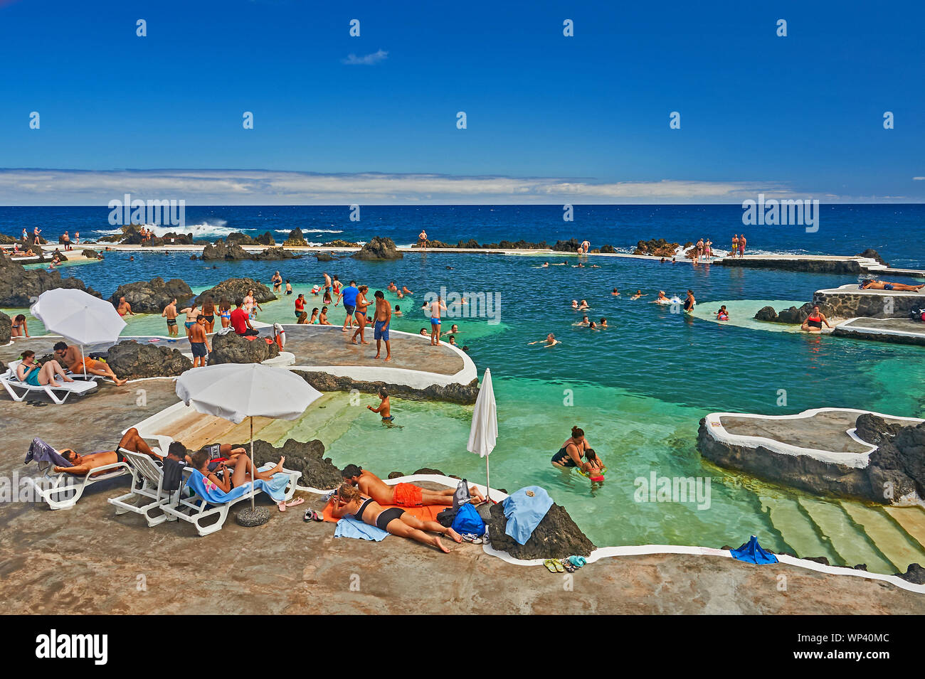 Lava pools hi-res stock photography and images - Alamy