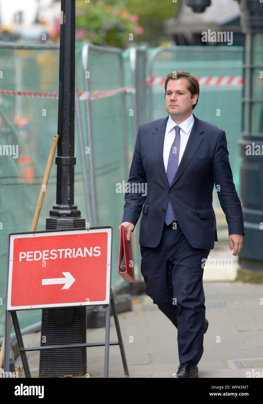 Robert jenrick hi-res stock photography and images - Alamy