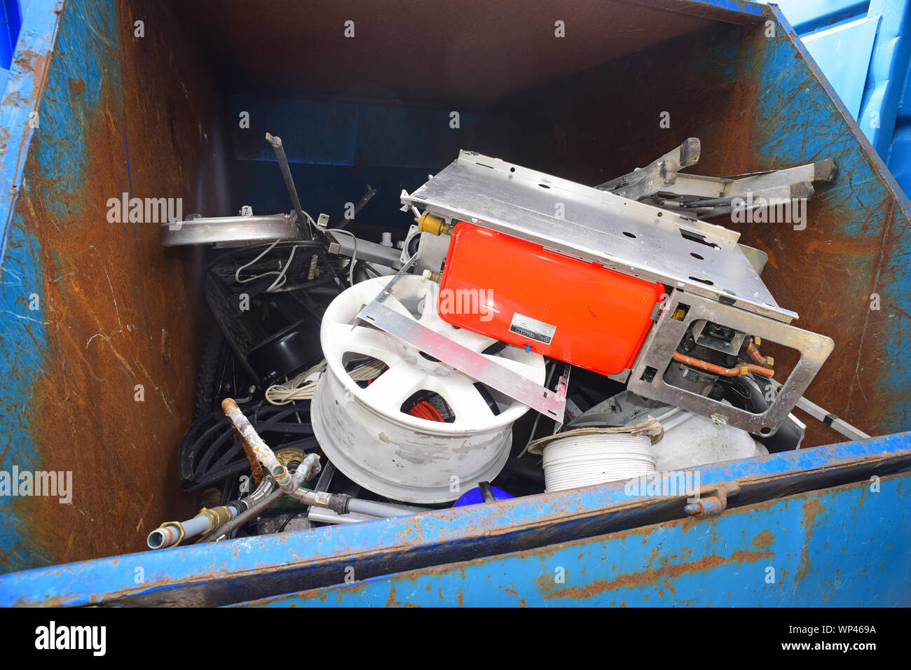 Collection of recycled items hi-res stock photography and images - Alamy