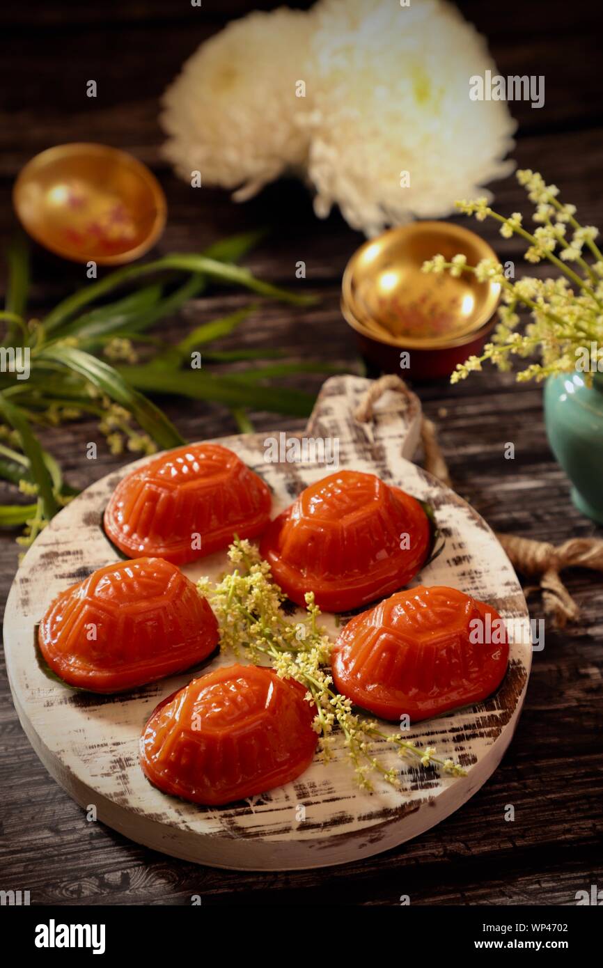Ang Ku Kueh. Chinese red 'tortoise' cake of sticky rice shell with mung ...