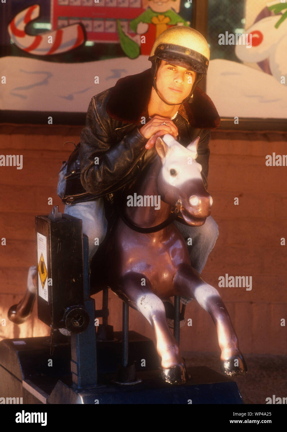 Los Angeles, California, USA 2nd December 1994 (Exclusive) Actor Kenny ...