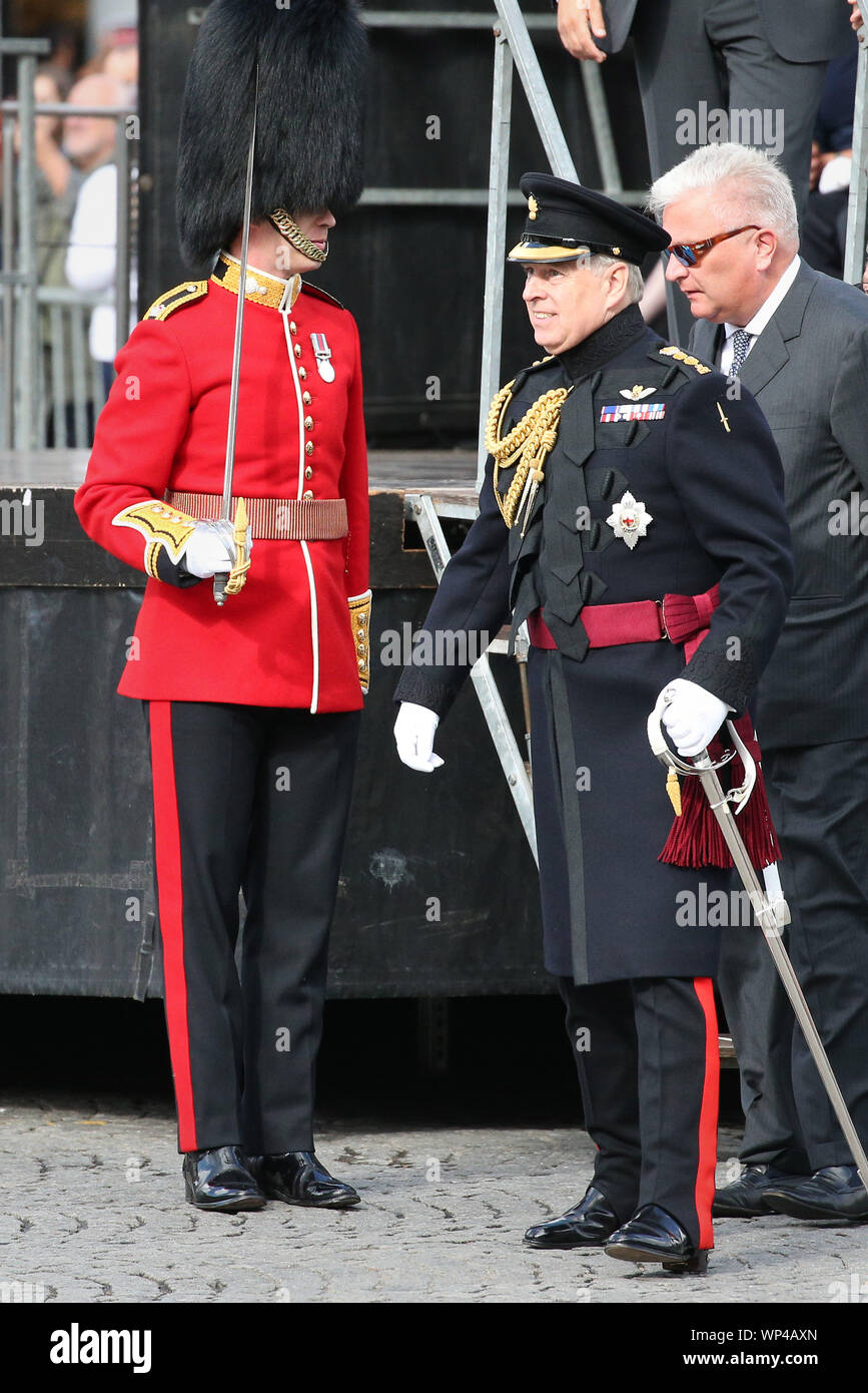 Royal Colonel Grenadier Guards High Resolution Stock Photography and ...