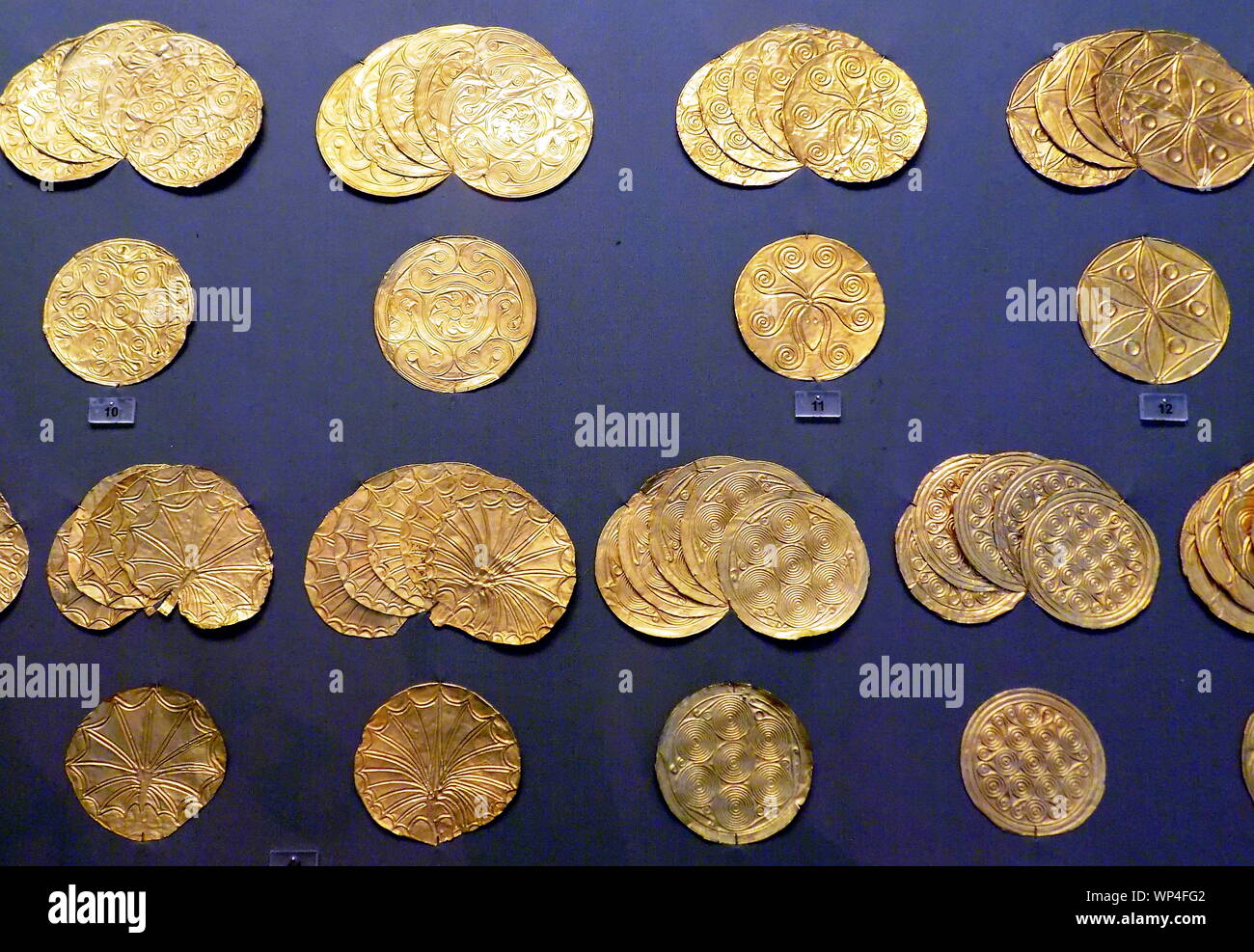 ancient, Greek, gold, stone, jewelry, history Stock Photo - Alamy