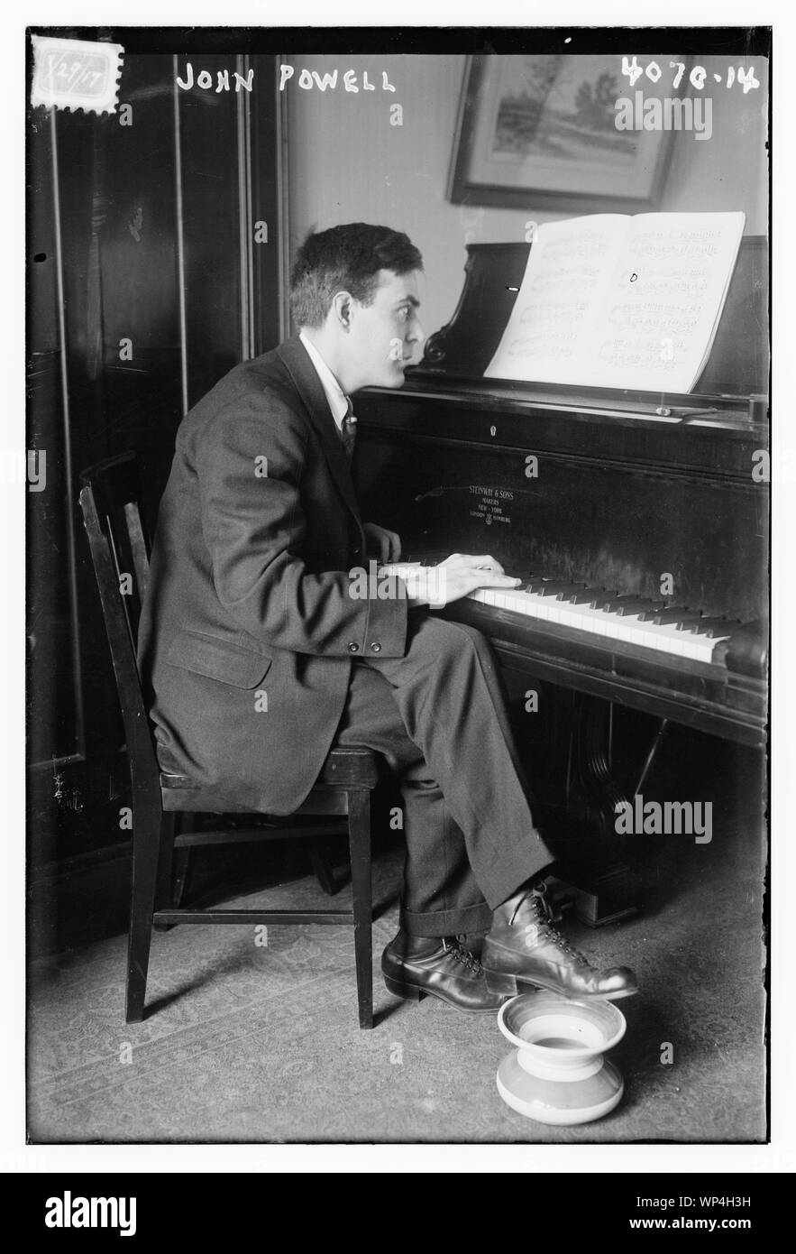 John powell hi-res stock photography and images - Alamy