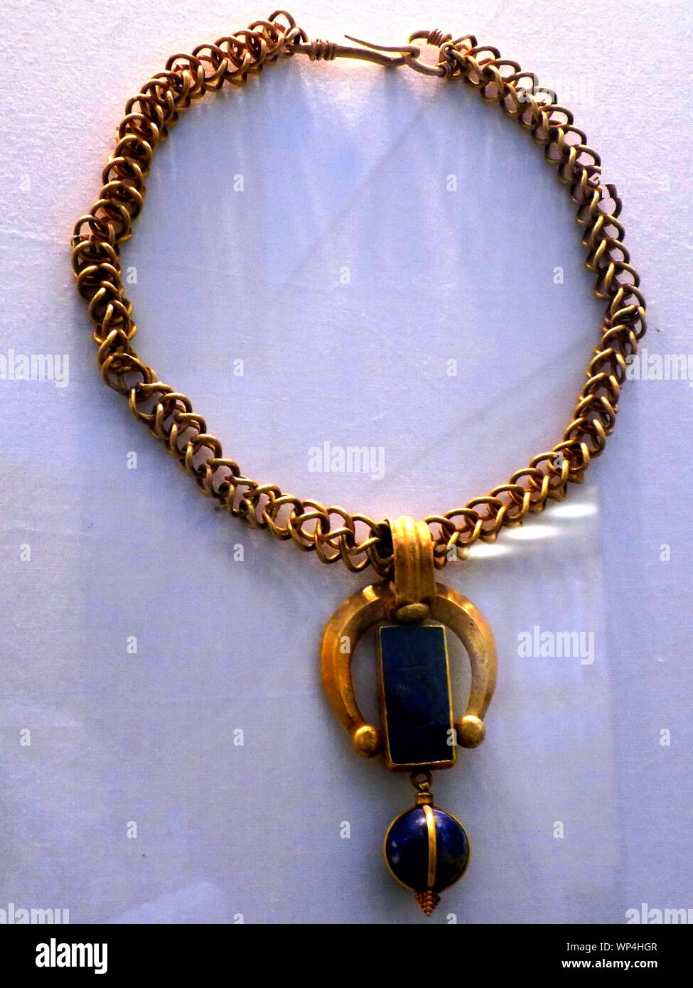 ancient, Greek, gold, stone, jewelry, history Stock Photo - Alamy